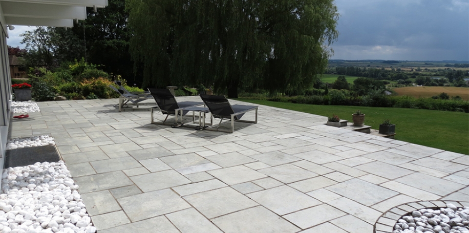 Contemporary Huffhaus Garden | Timotay Landscapes